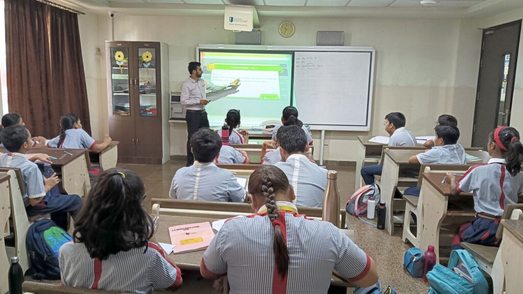 Smart Class – G. D. Goenka Public School, Agra